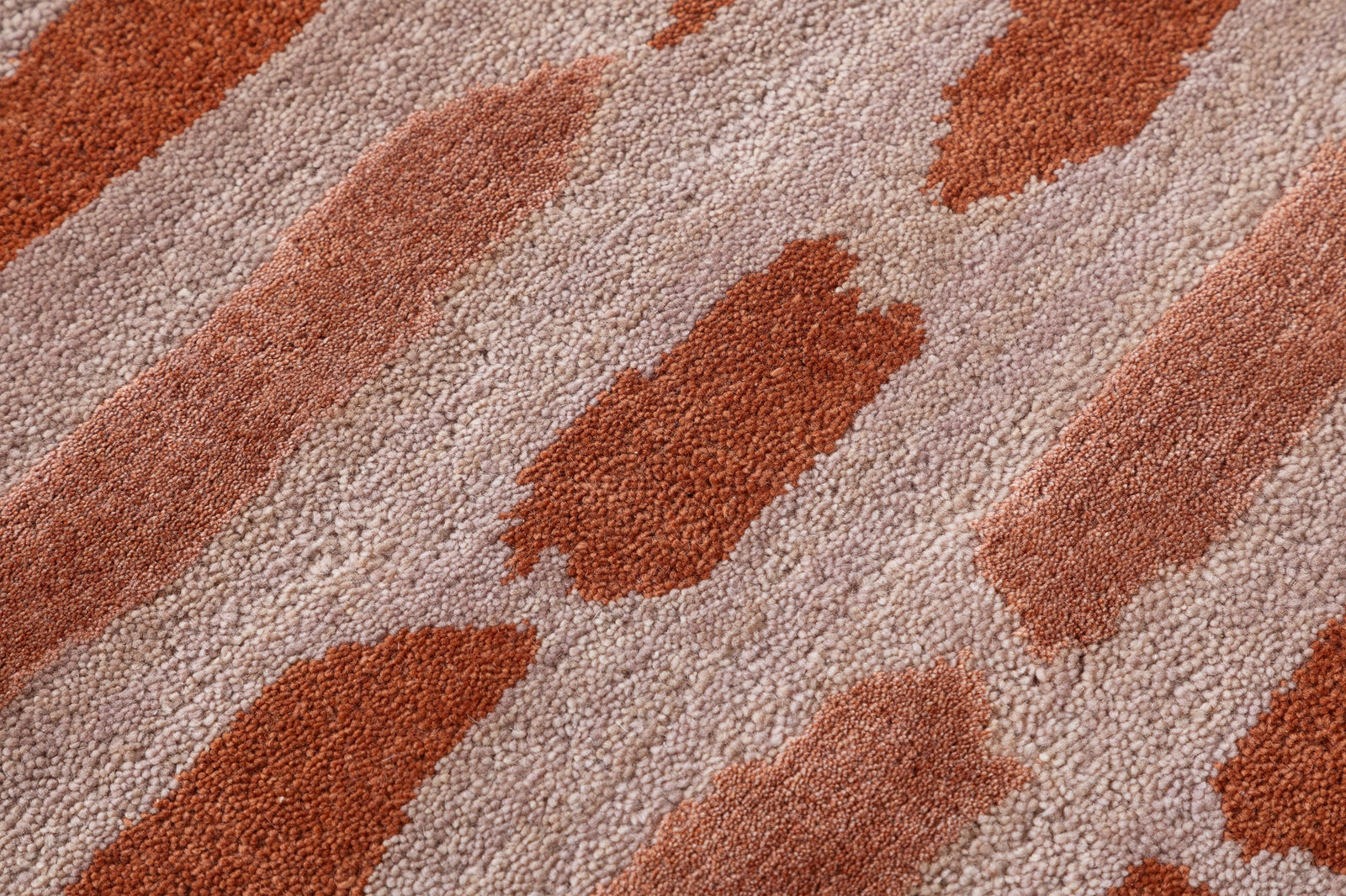 Hand Tufted Brushstroke Rug | NuStory Home | NuStory Home